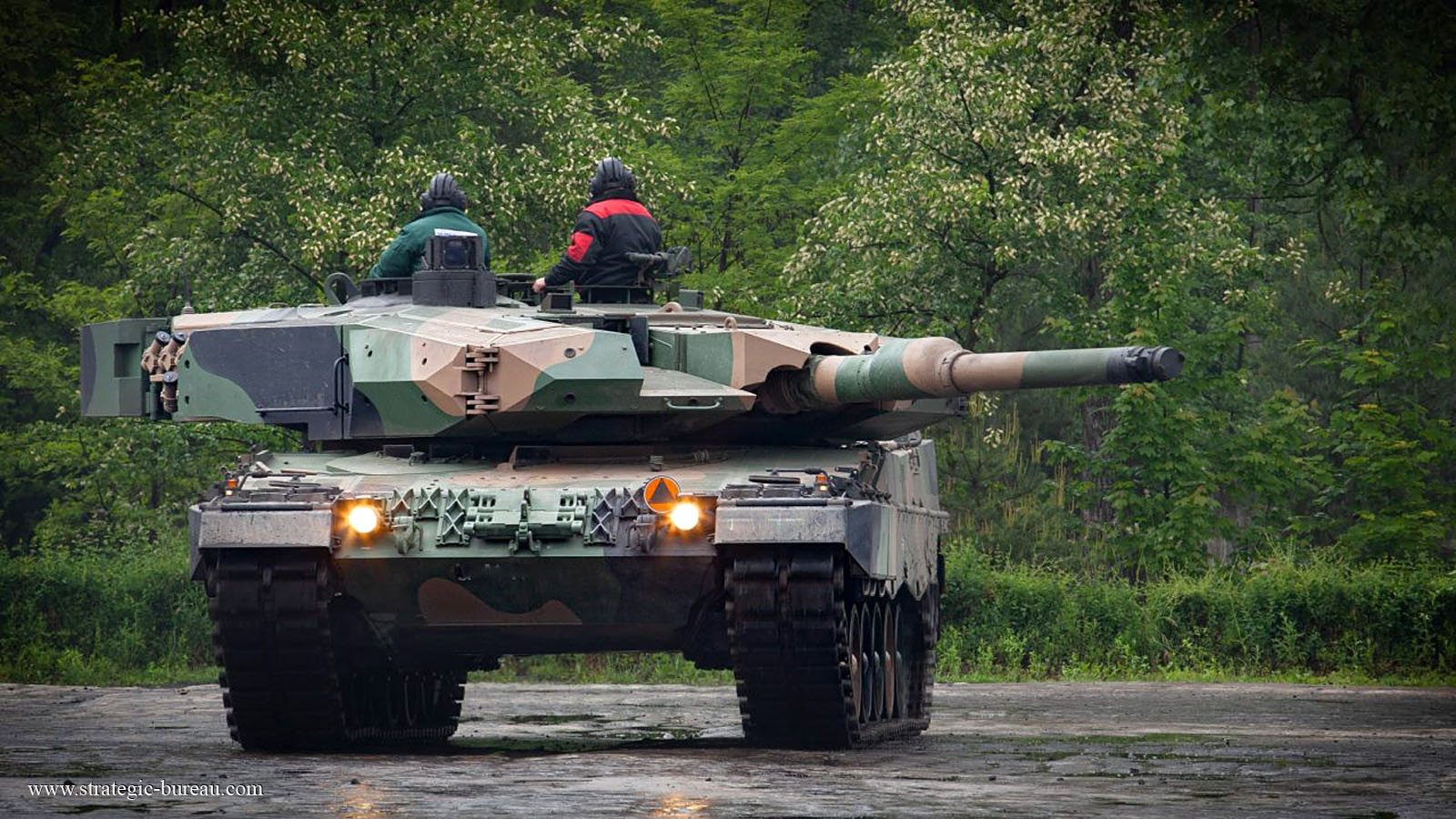 Les Premiers Chars De Combat Leopard 2PL Pour La Pologne Strategic